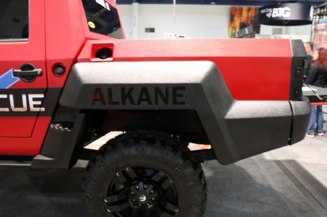 SEMAショー2016 LINE-Xカスタム車両 全塗装からワンポイントまで画像タップリ紹介！ | LINE-X Auto Japan