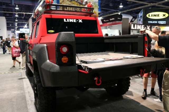 SEMAショー2016 LINE-Xカスタム車両 全塗装からワンポイントまで画像タップリ紹介！ | LINE-X Auto Japan